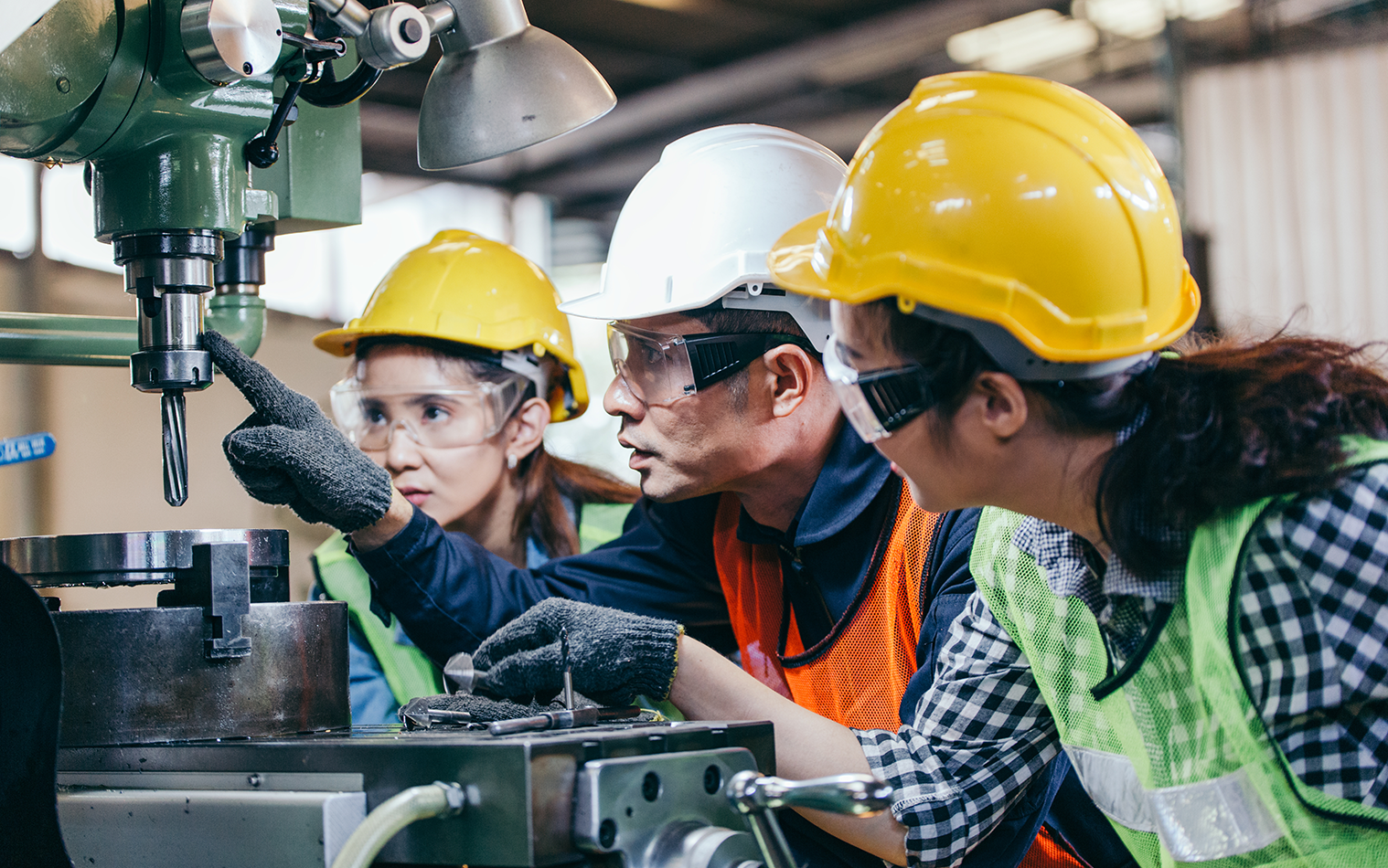 Manufacturers Need to Fill Talent Gaps Fast: Is Training the Solution?